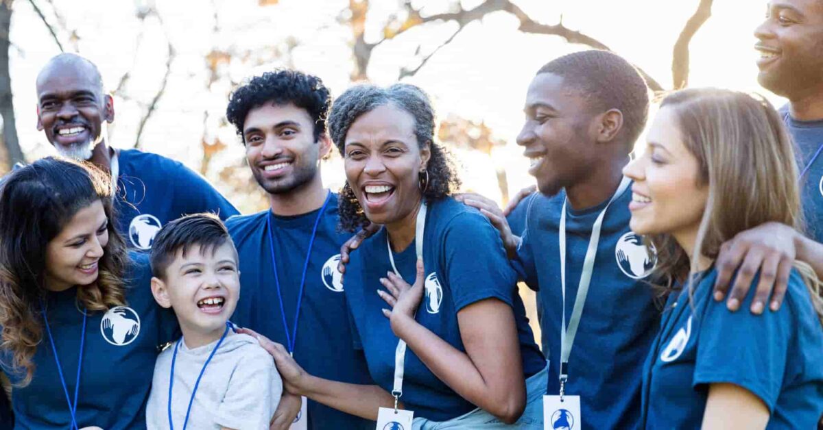 The Essential Volunteer Management Toolkit: Top 5 Tips and Templates